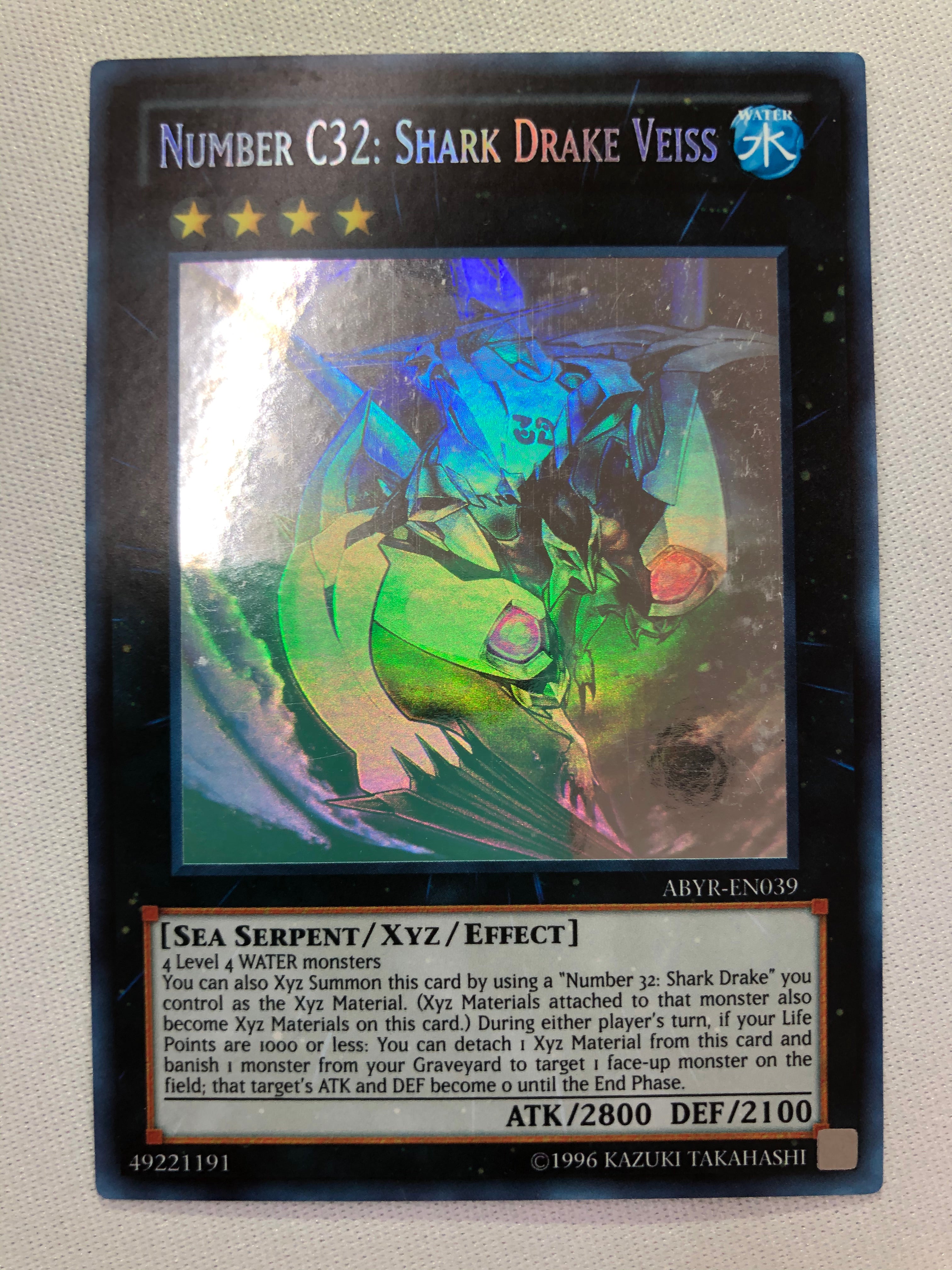 Number C32 Shark Drake Veiss